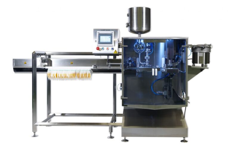 Machinery for spout insertion, pouch filling & pouch capping - Scaldopack